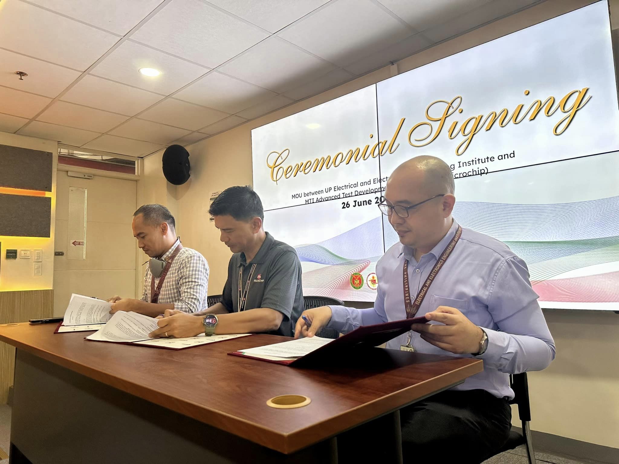 EEEI signs MOU with Microchip – Electrical and Electronics Engineering ...