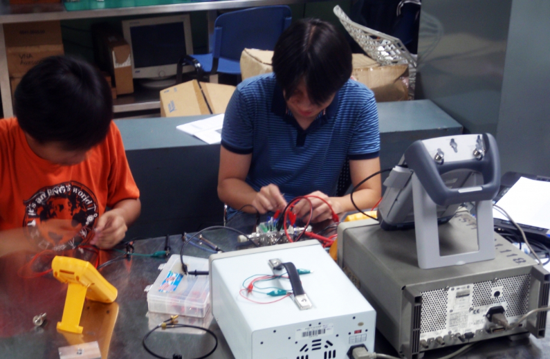 Wireless Communications Engineering Laboratory – Electrical and ...