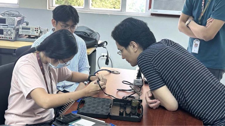 Electrical and Electronics Engineering Institute – University of the ...